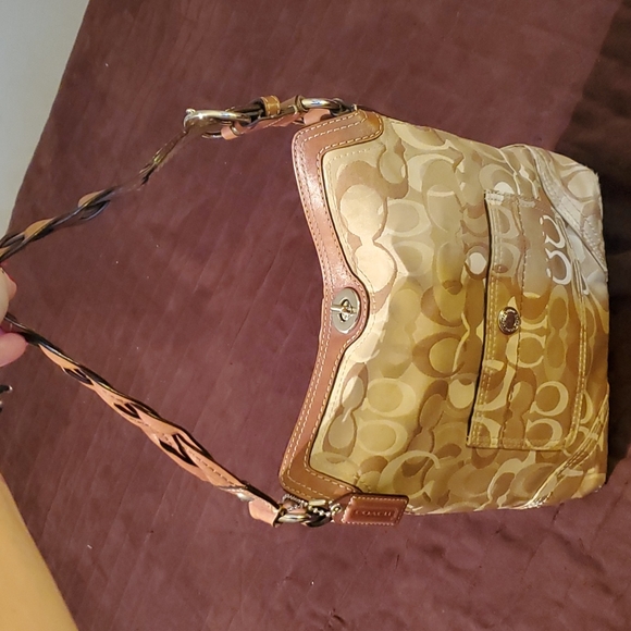 Coach | Bags | Shoulder Bag | Poshmark